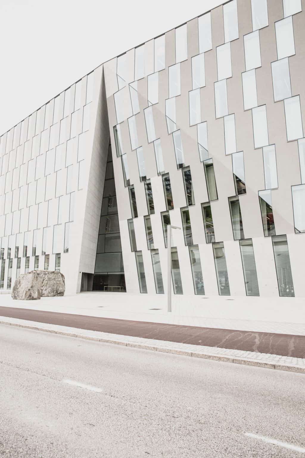 OP Bank headquarters, Finland - Elematic precast technology