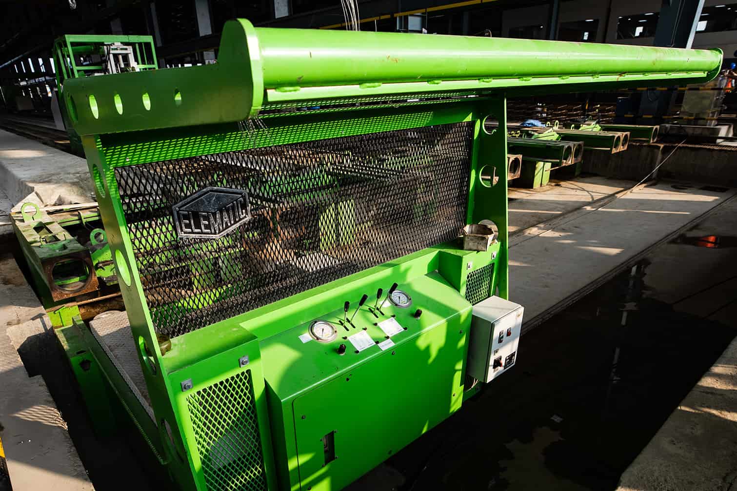 Stresser E9 - Elematic precast technology