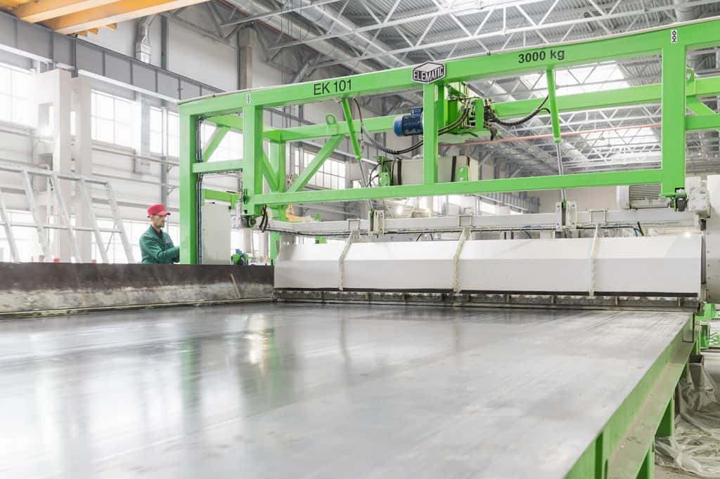 Cleaning machine E9 - Elematic precast technology