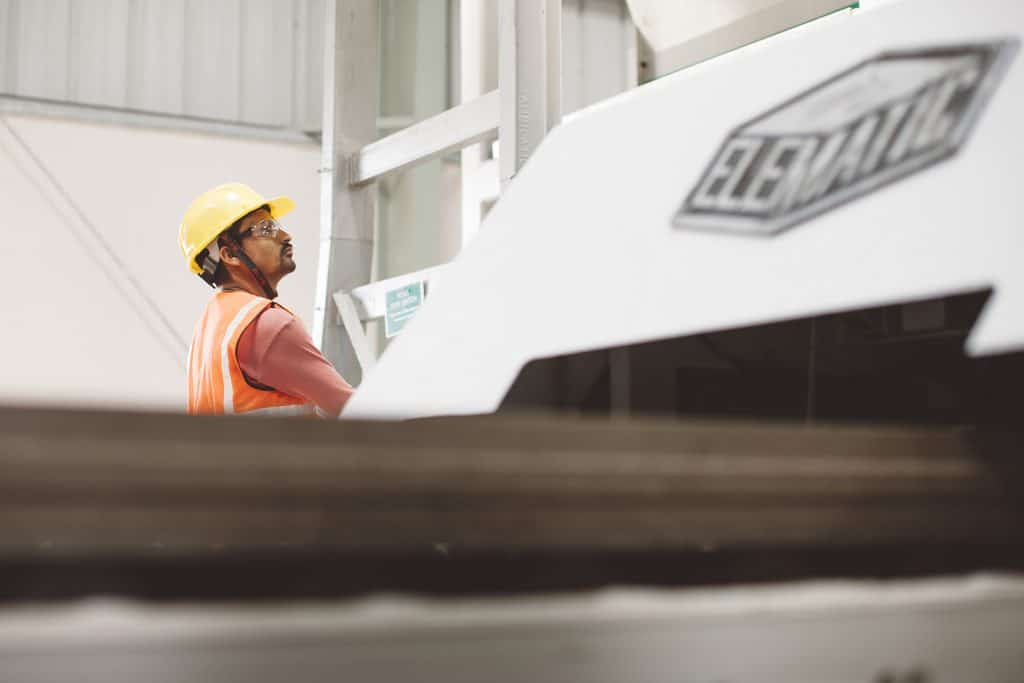 Precast partition walls | Acotec SEMI production line | Elematic