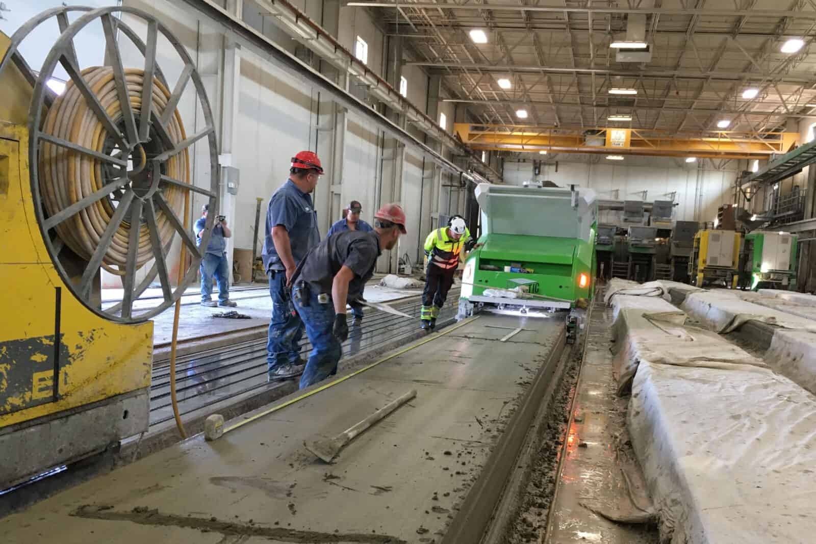 Molin Concrete casts high-quality hollow core fast with Extruder E9