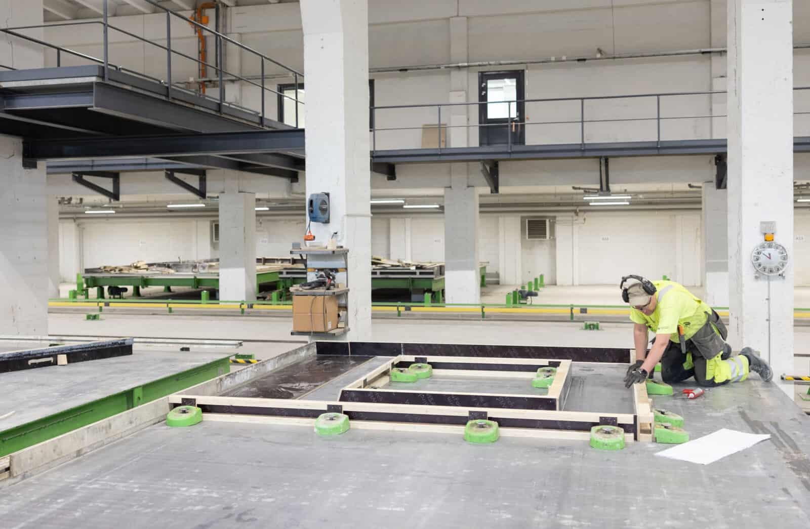 Precast molds at a competitive price | Elematic precast technology