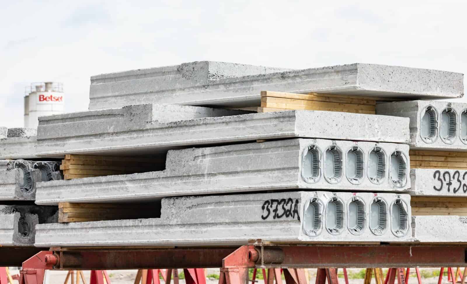 Recessed bathroom slabs ready from the factory | Elematic